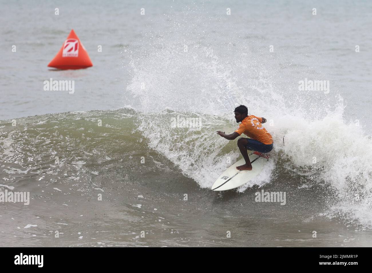 Chennai, Tamil Nadu, India. 7th Aug, 2022. A surfer competes in the ...