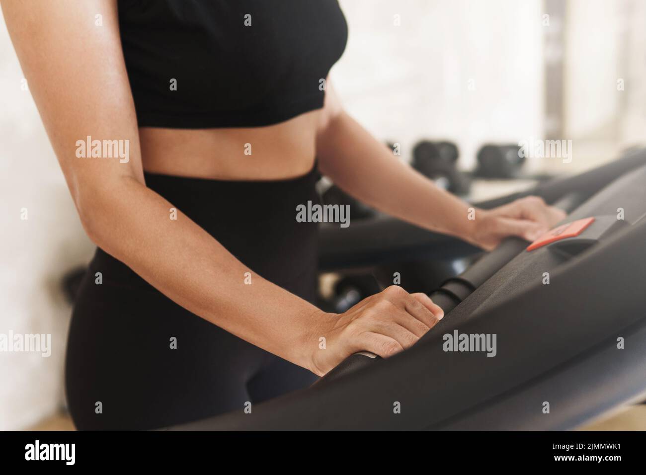 Female physical fitness hi-res stock photography and images - Alamy