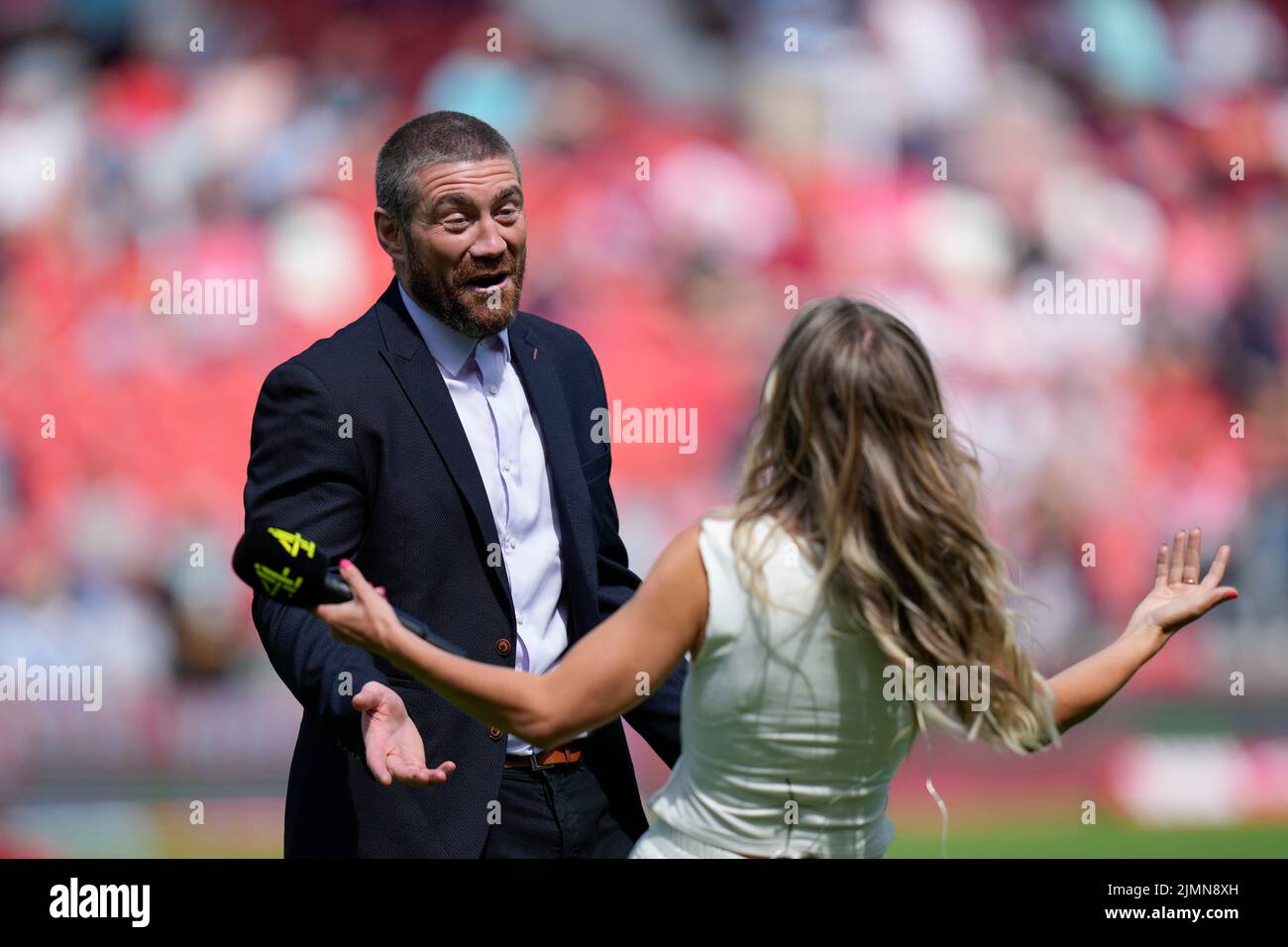Kyle Amor jokes with Channel 4Õs Helen Skelton in St Helens, United ...