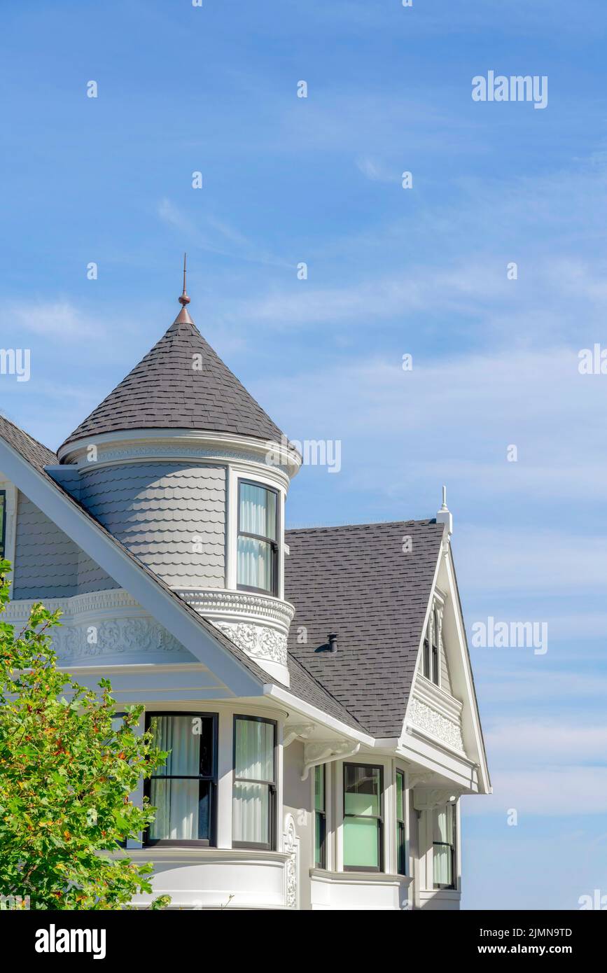 Scalloped House Siding Styles