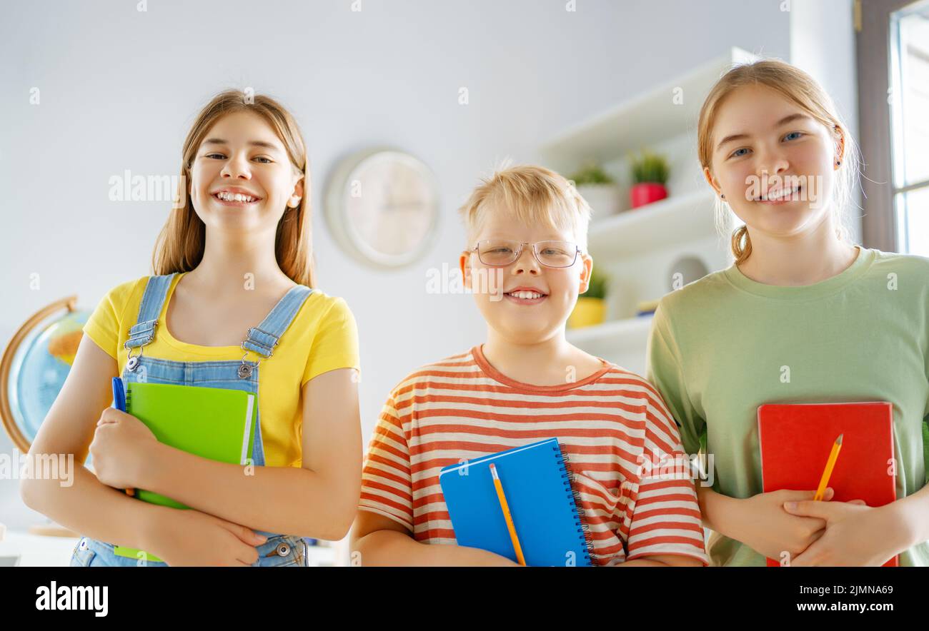 Boy girl class embracing hi-res stock photography and images - Alamy