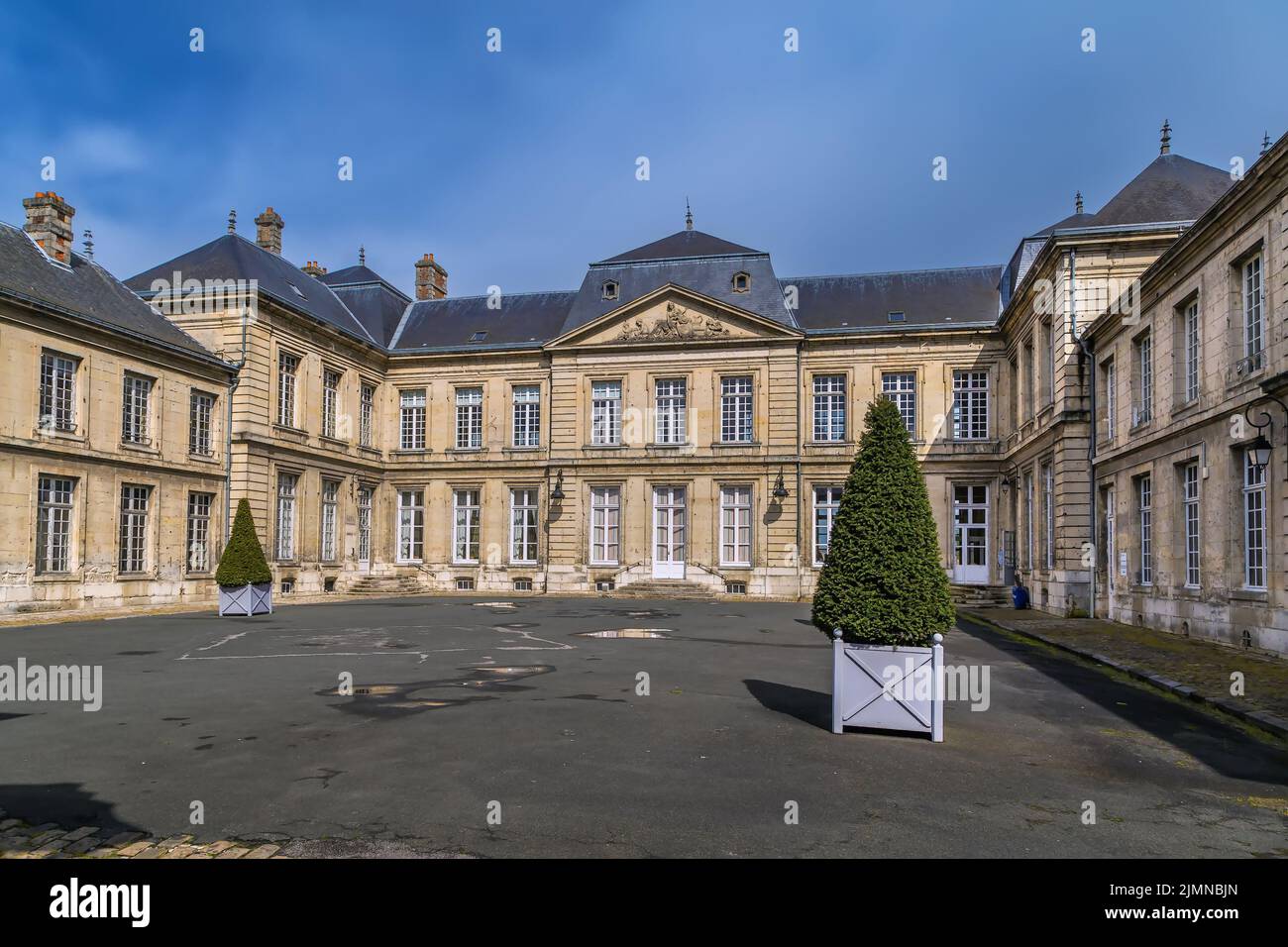 City hall of soissons hi-res stock photography and images - Alamy
