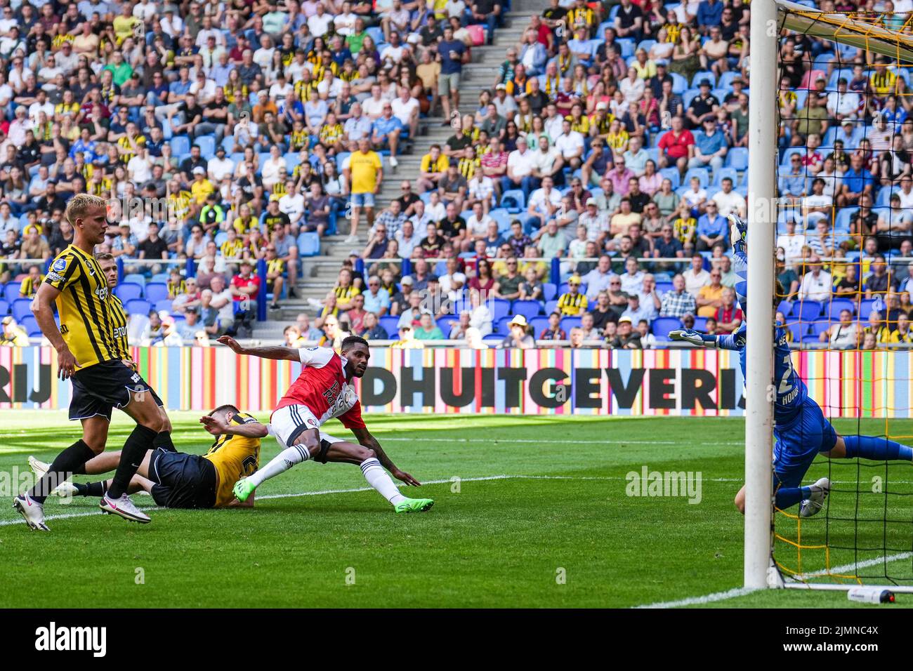 Arnhem - Danilo Pereira da Silva of Feyenoord scores the 1-2 during the ...