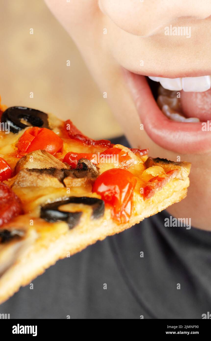 Bite model hi-res stock photography and images - Alamy
