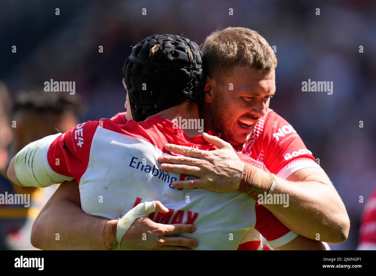 Joe Batchelor #12 of St Helens celebrates with Jonny Lomax Stock Photo ...