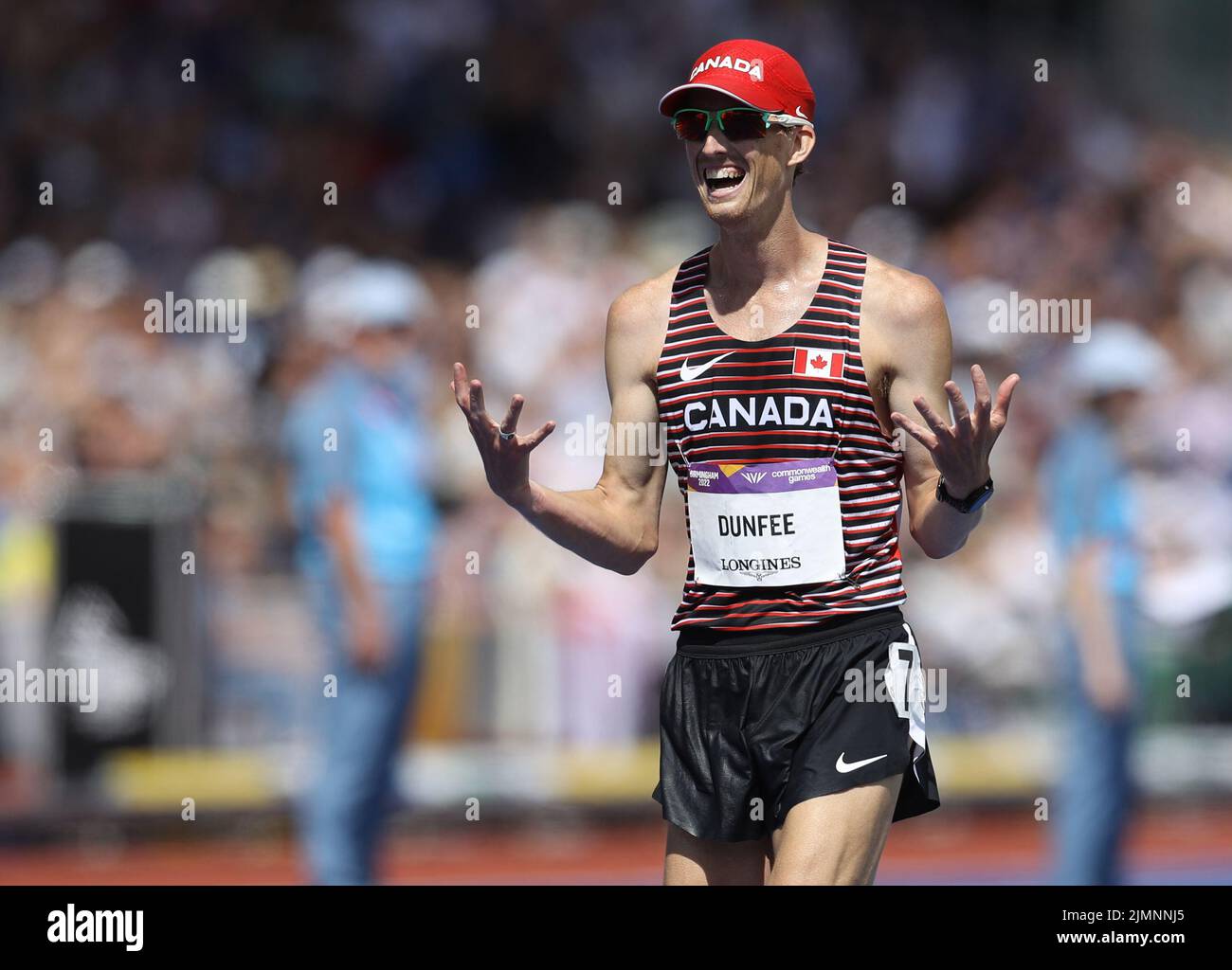 Birmingham, UK. 7th Aug, 2022. Evan Dunfee of Canada wins the men's 10 ...