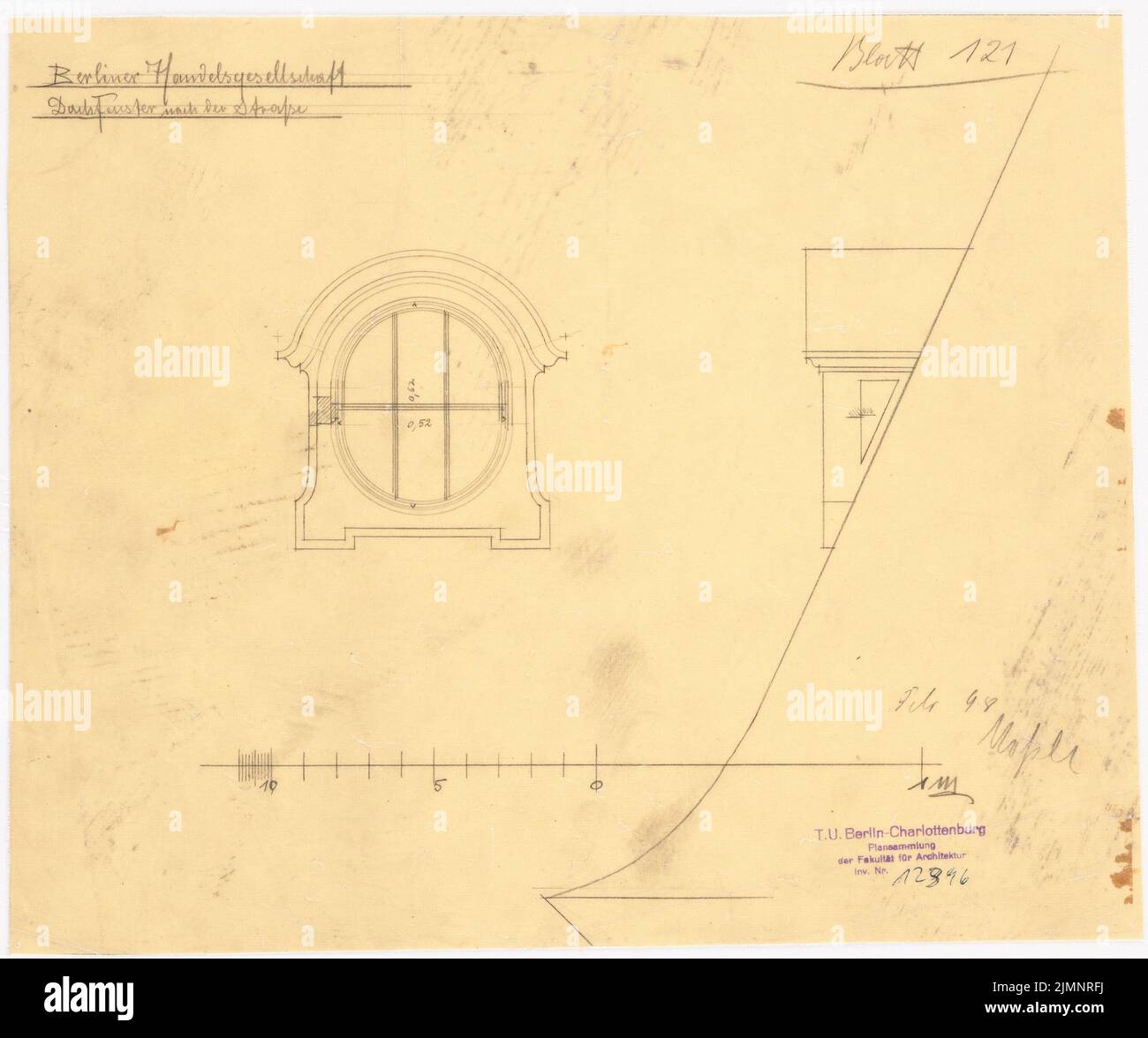 Berlin dachfenster hi-res stock photography and images - Alamy