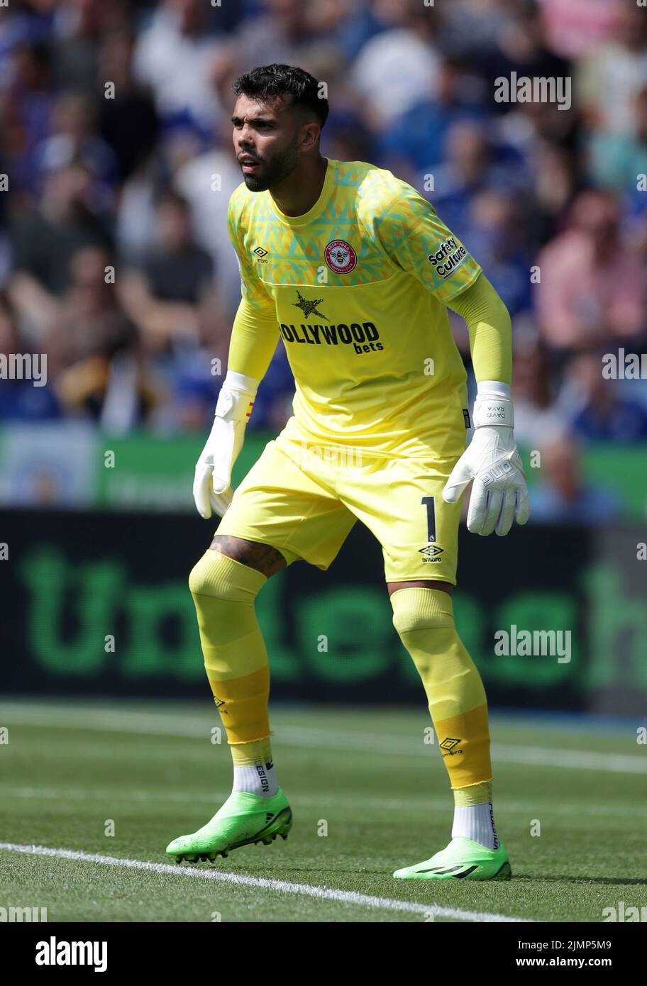 Brentford goalkeeper David Raya during the Premier League match at the King Power Stadium ...