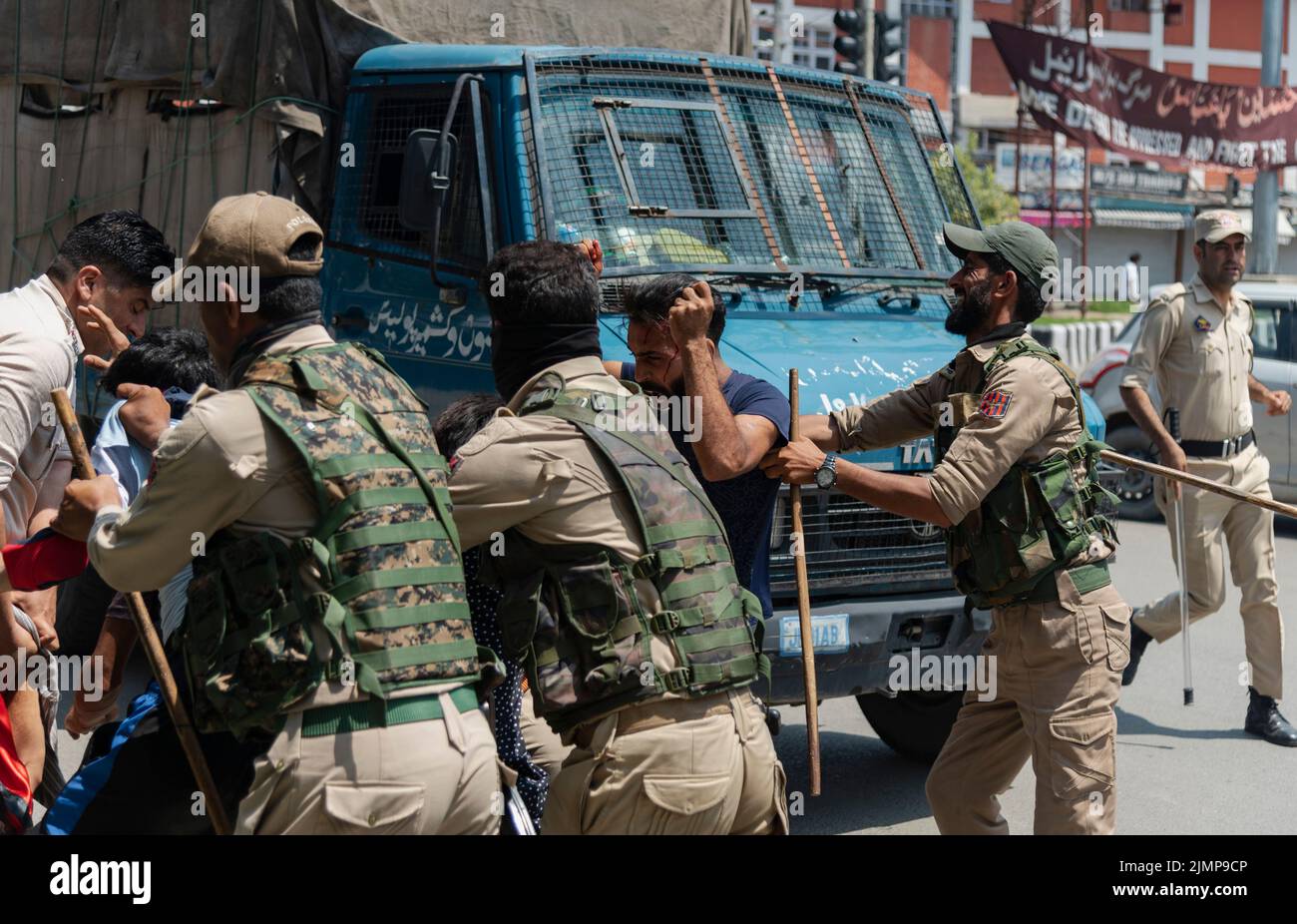 Strict religious hi-res stock photography and images - Alamy