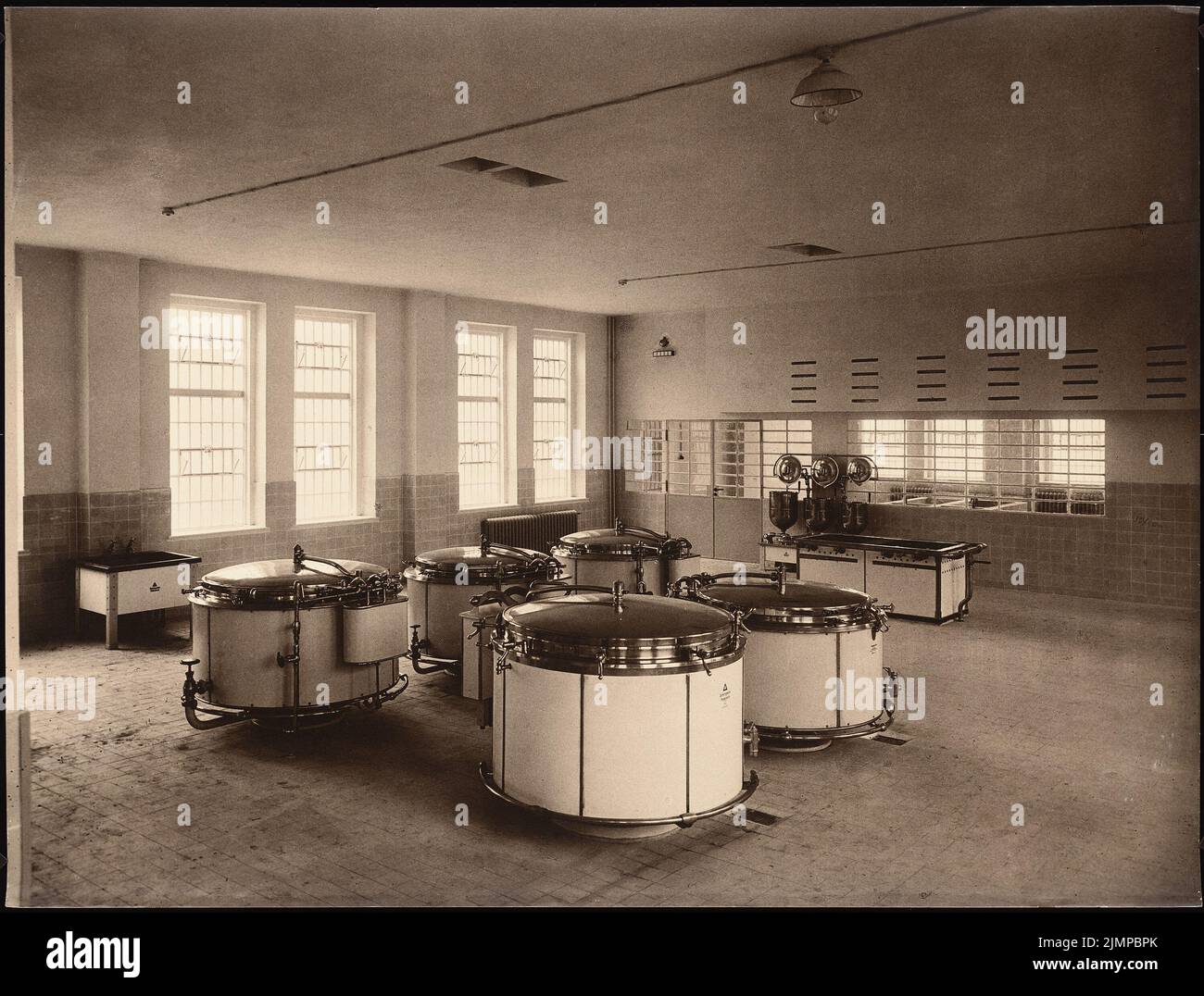 Unknown architect, prison, Brandenburg/Havel (1927-1927): kitchen ...