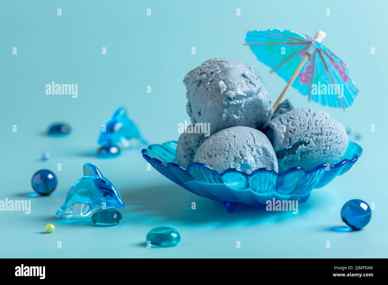 Blue ice cream in a glass plate Stock Photo - Alamy
