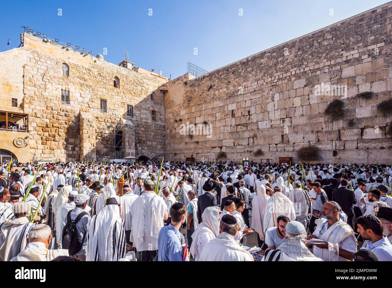 The festive white Talit Stock Photo - Alamy