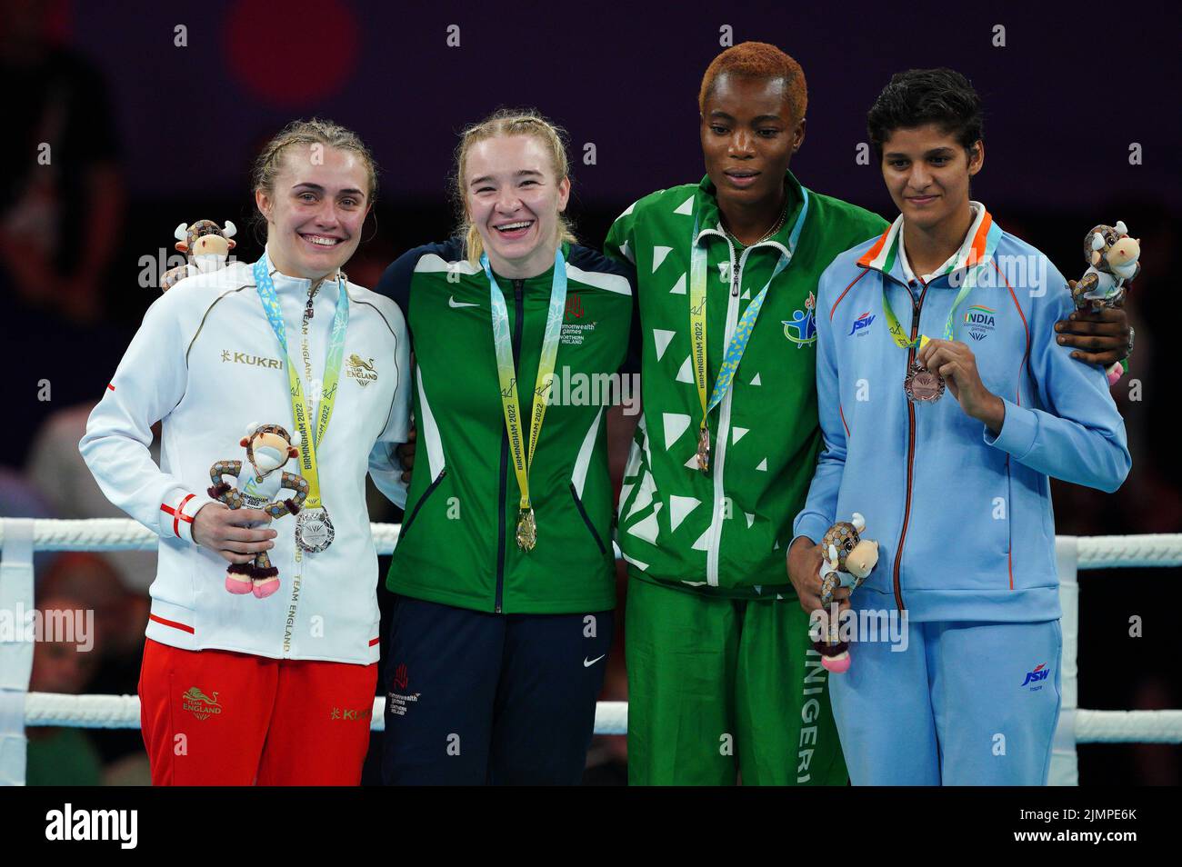 England's Gemma Paige Richardson wins silver (left) in the Women's ...