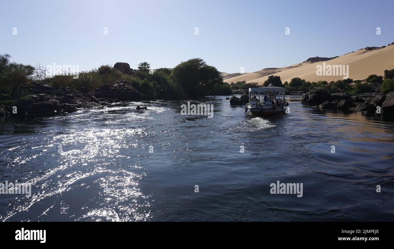 A Nile cruise around Saluga And Ghazal, one of the most beautiful parts ...
