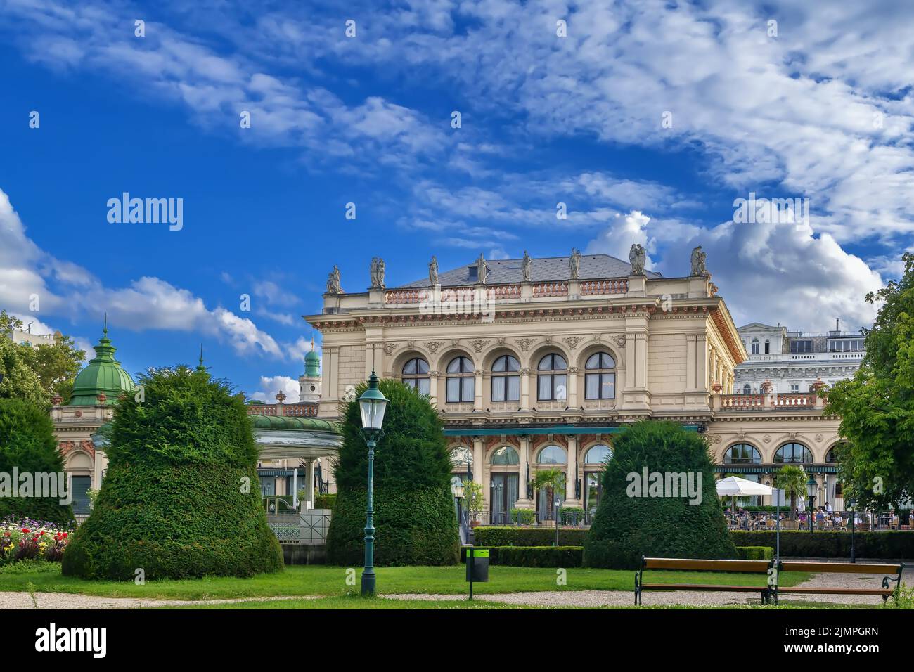Kursalon vienna concert hi-res stock photography and images - Alamy
