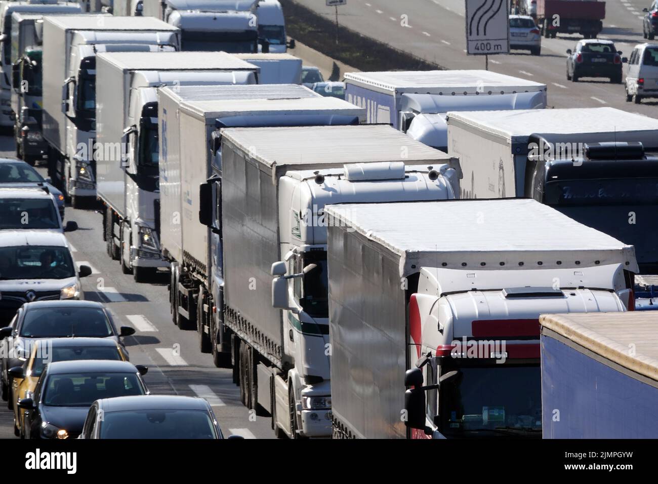 Traffic jam on a highway Stock Photo - Alamy