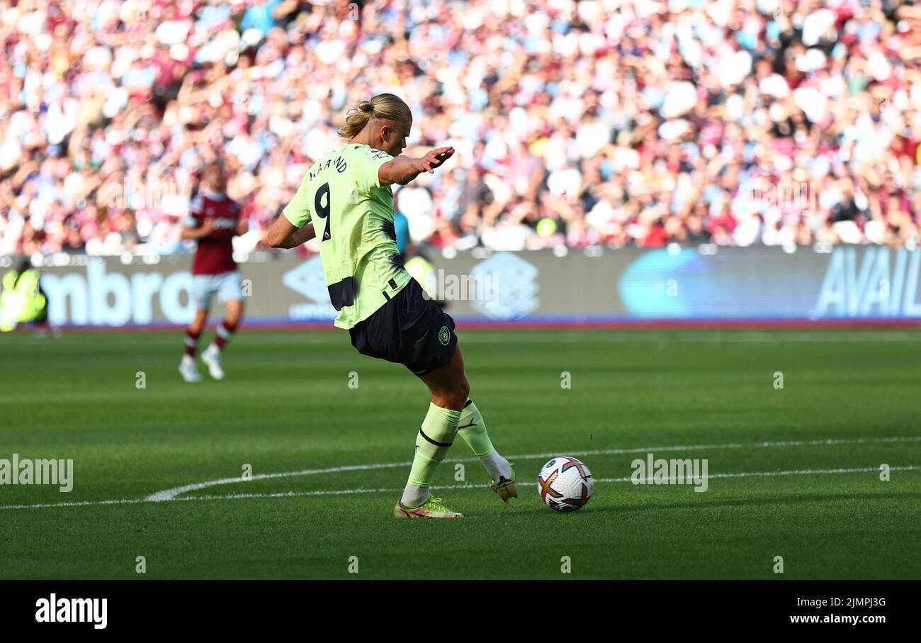 The teams second hi-res stock photography and images - Alamy