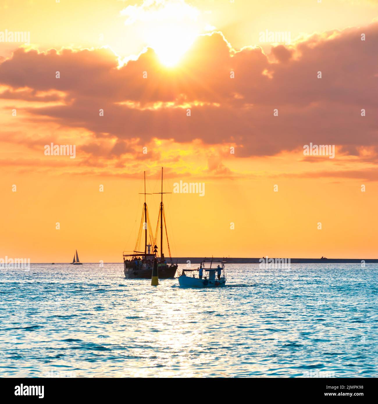 Transportation sea nautical vessel ship hi-res stock photography and ...