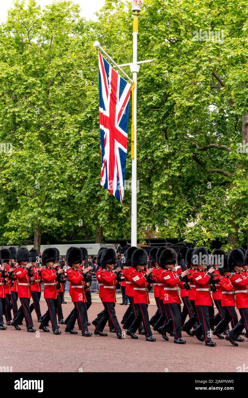 British Army Soldiers Take Part In The Queen's Birthday Parade, The ...