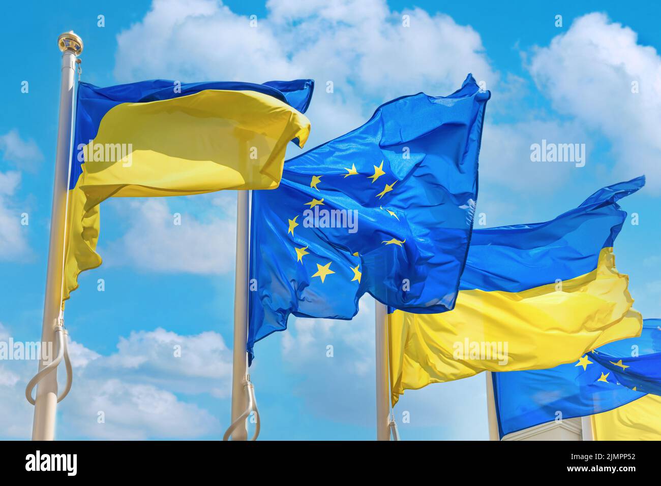 Ukraine kiev parliament flags hi-res stock photography and images - Alamy