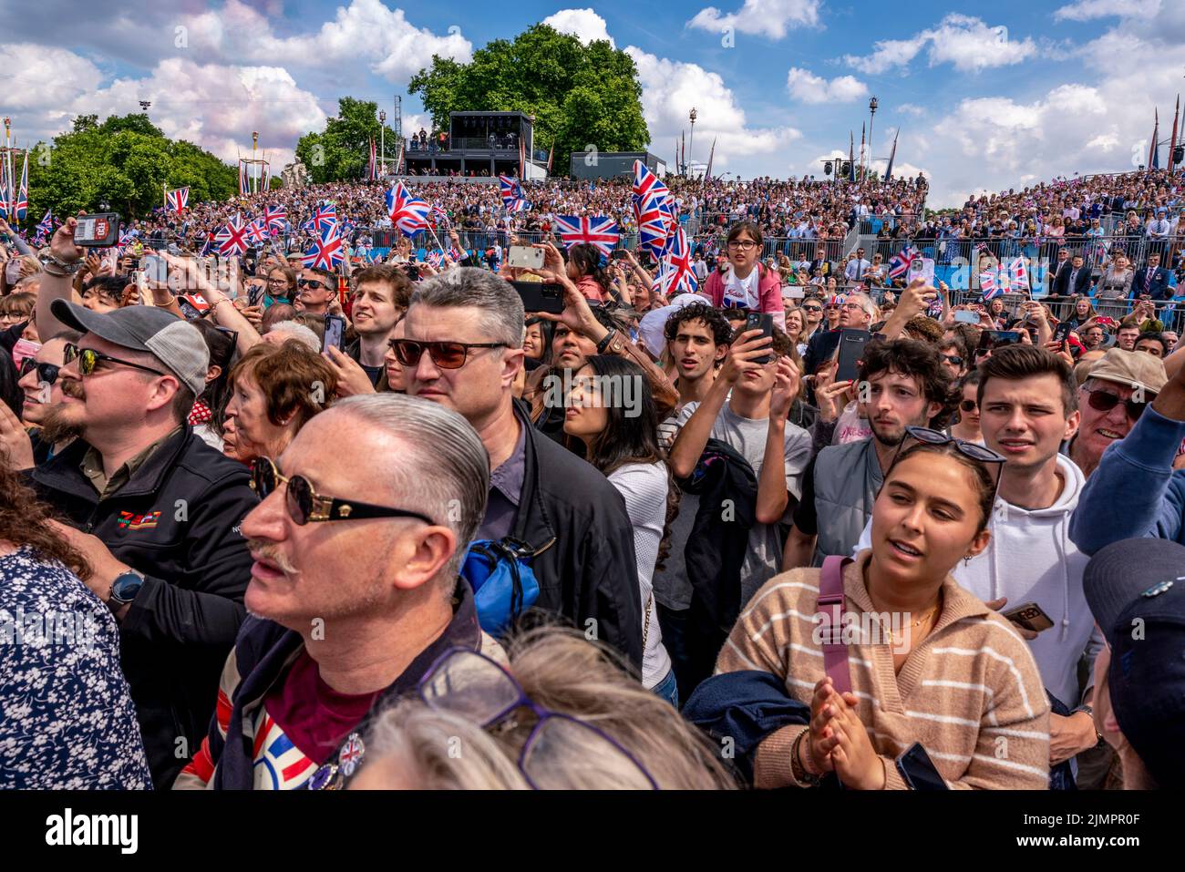 Crowds Of People Watch The Flypast Outside Buckingham Palace During The ...