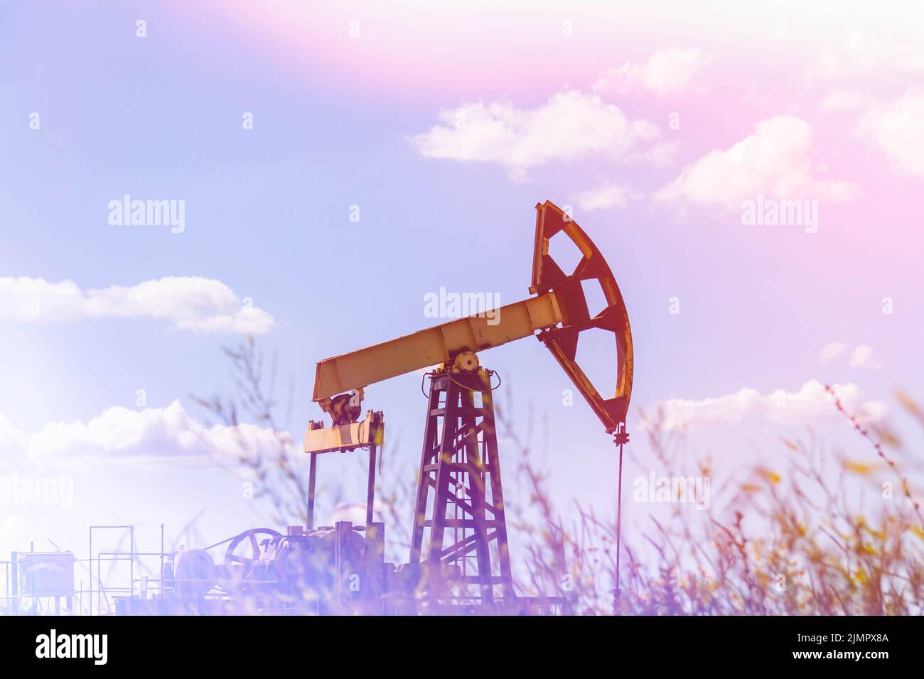 Extraction of fossil fuels hi-res stock photography and images - Alamy