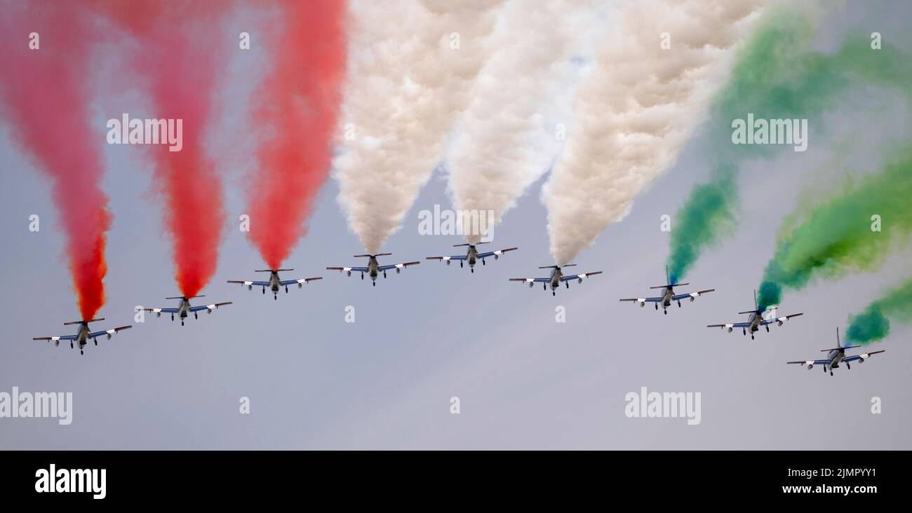 Italin air force hi-res stock photography and images - Alamy