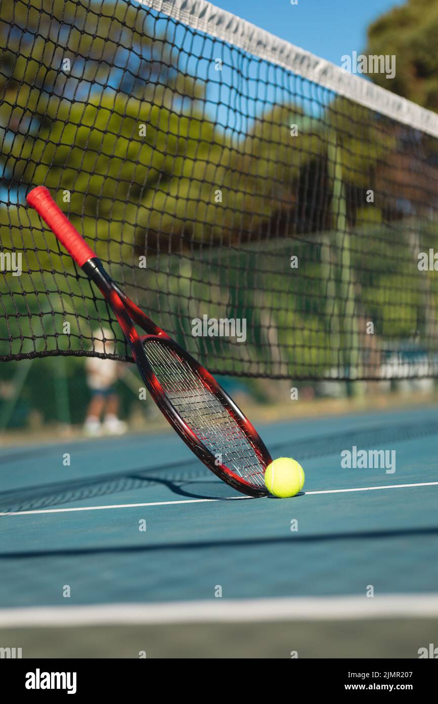 Tennis racket leaning on net hi-res stock photography and images - Alamy