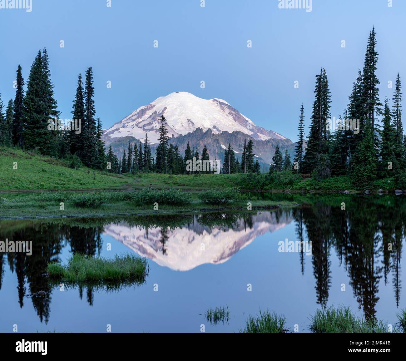 Mt Rainier with reflection in the lake Stock Photo - Alamy