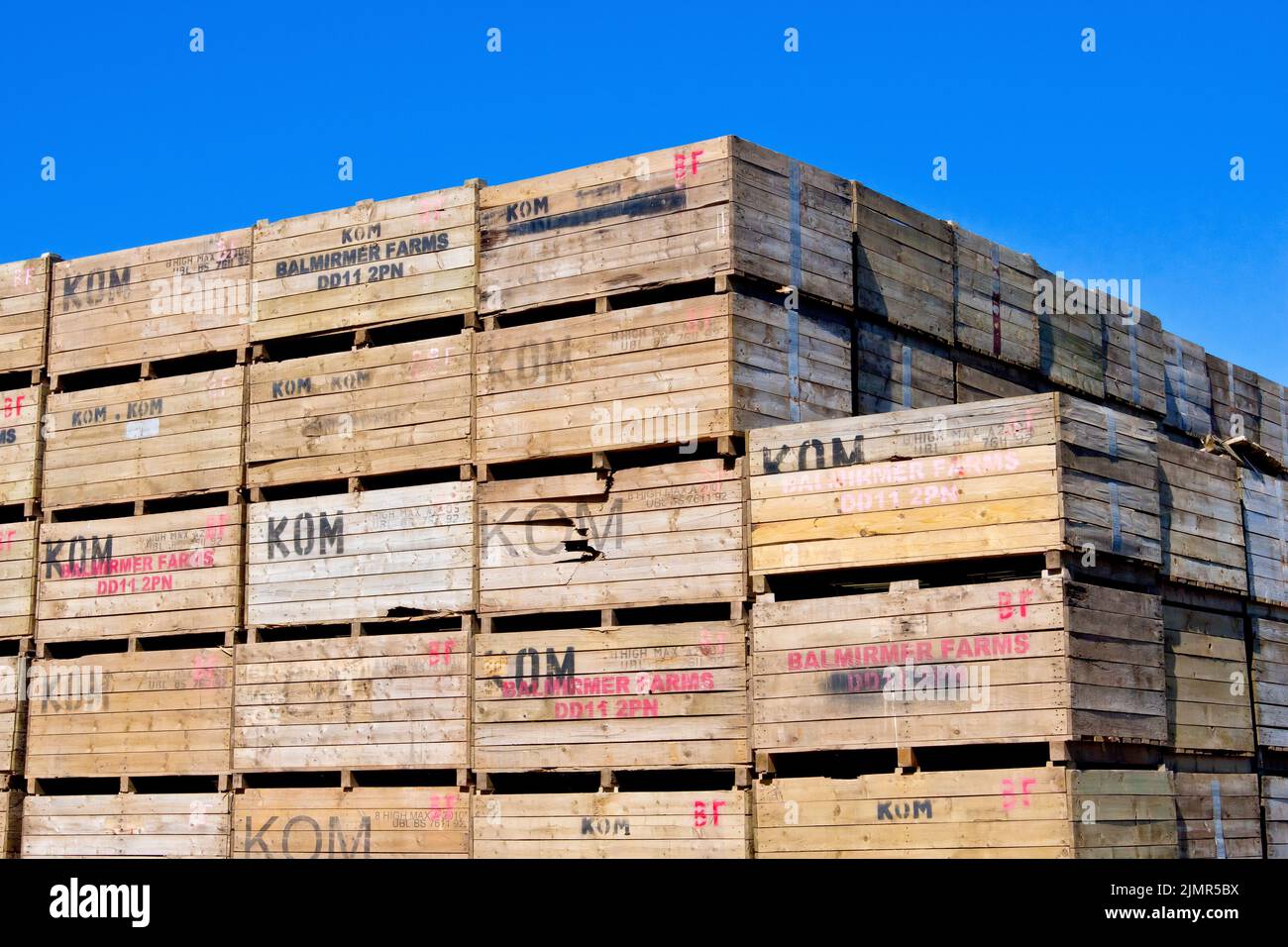 Stacked wooden crates hi-res stock photography and images - Alamy