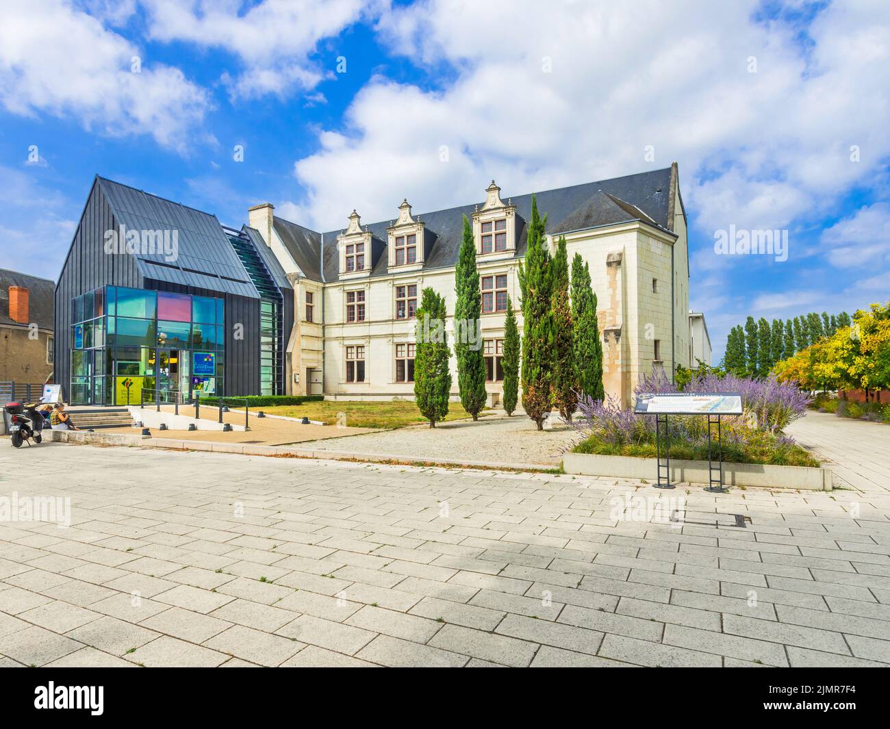Tourisme Grand Châtellerault ^tourist information center, Chatellerault ...