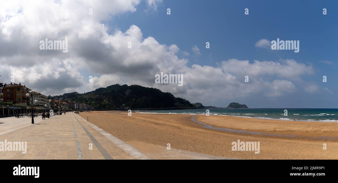 Zarautz beach in basque hi-res stock photography and images - Alamy