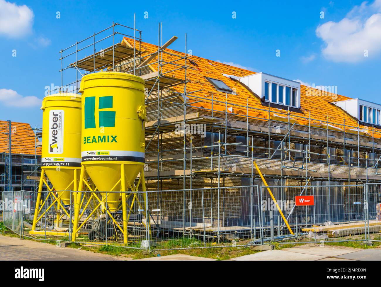 Portable scaffold tower hi-res stock photography and images - Alamy