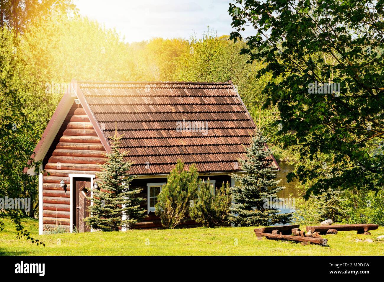 Photo of a small, wooden cabin Stock Photo - Alamy