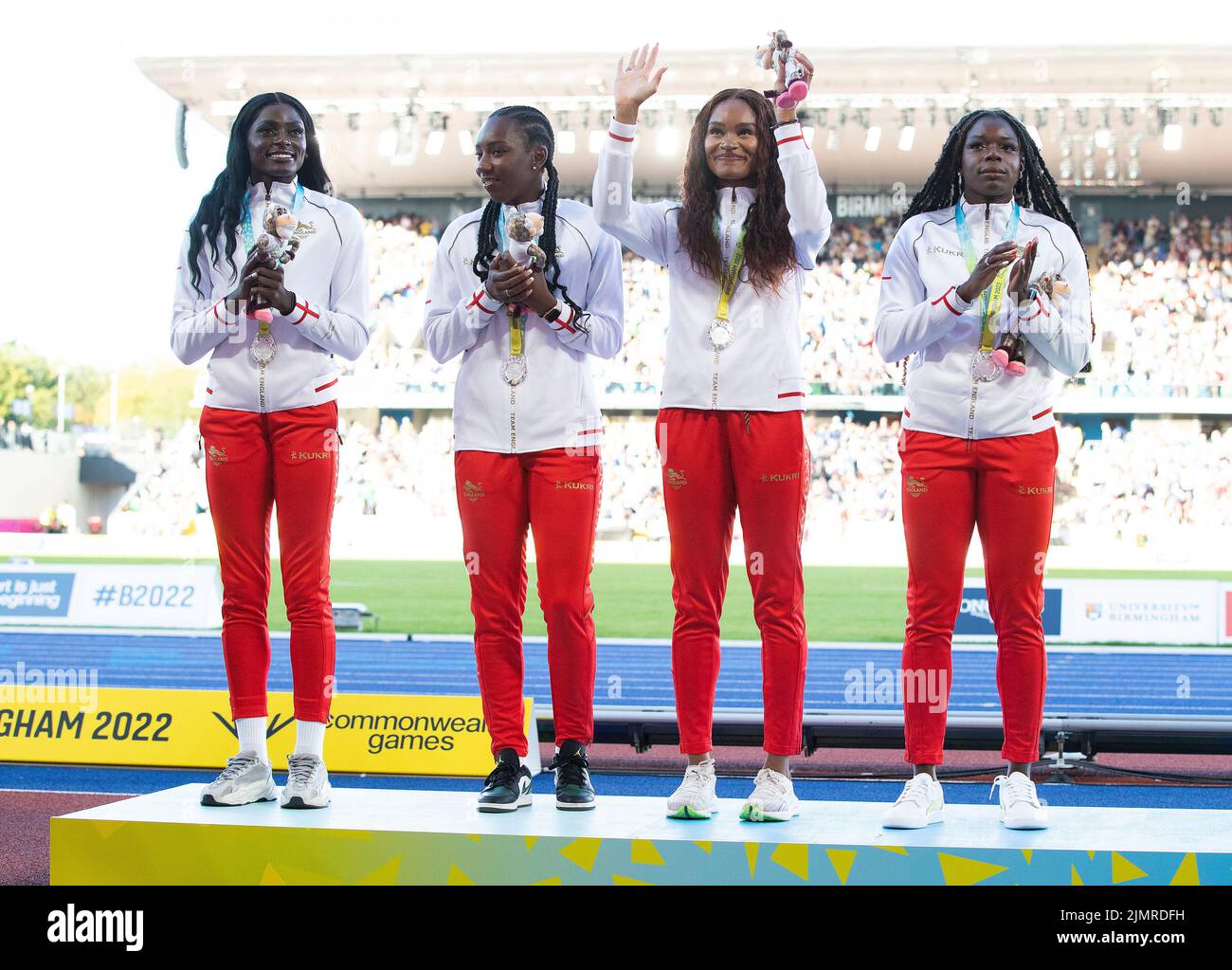 Silver medal commonwealth stadium hi-res stock photography and images ...