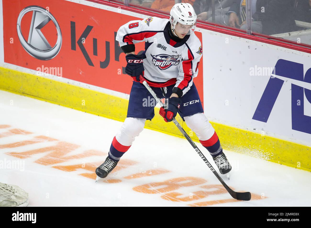 (Editorial Only) Nathan Ribau(8) of the Windsor Spitfires. Luke Durda ...