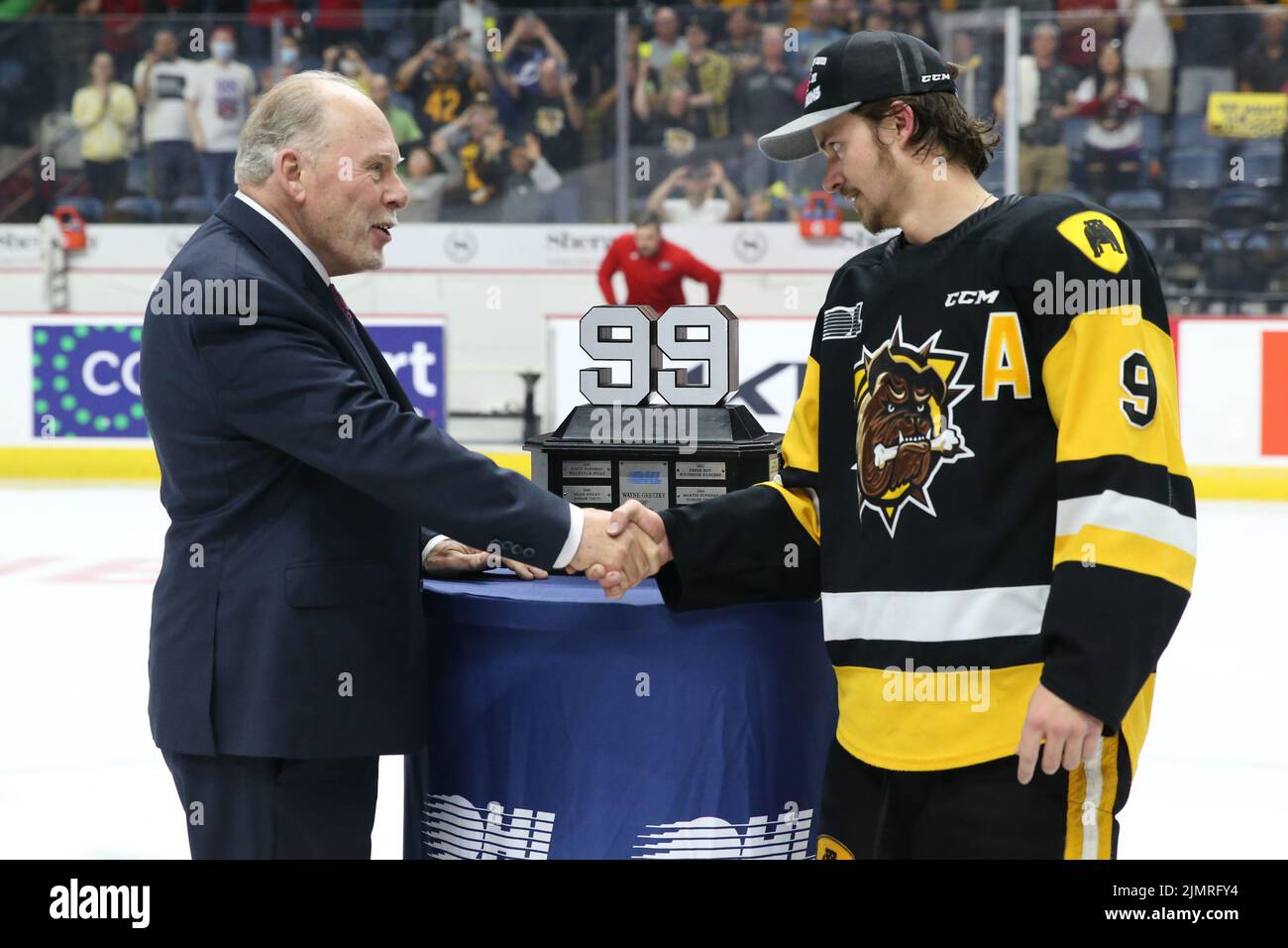 (Editorial Only) Logan Morrison(9) of the Hamilton Bulldogs. Luke Durda ...