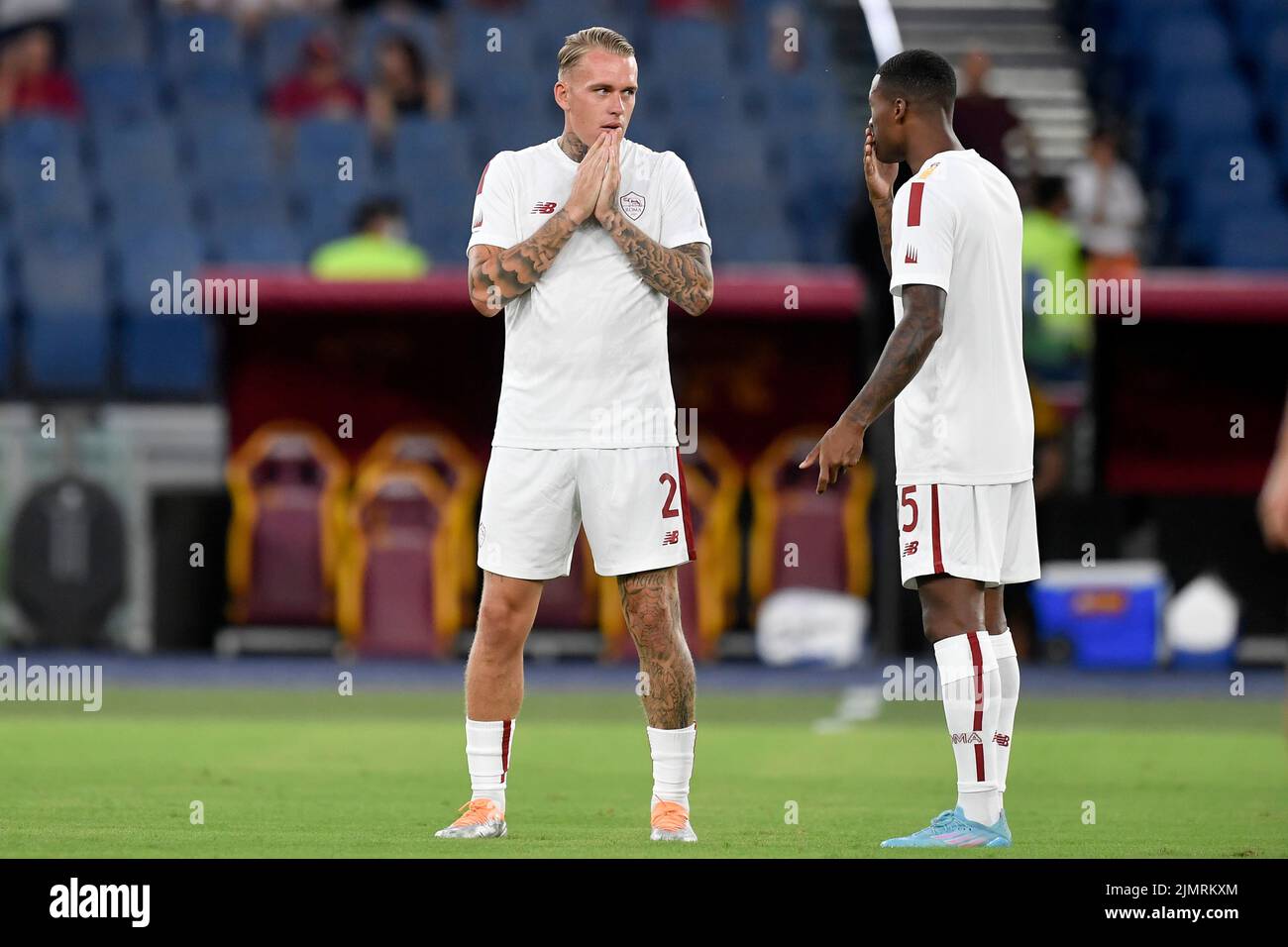 Georginio wijnaldum 2022 warm hi-res stock photography and images - Alamy