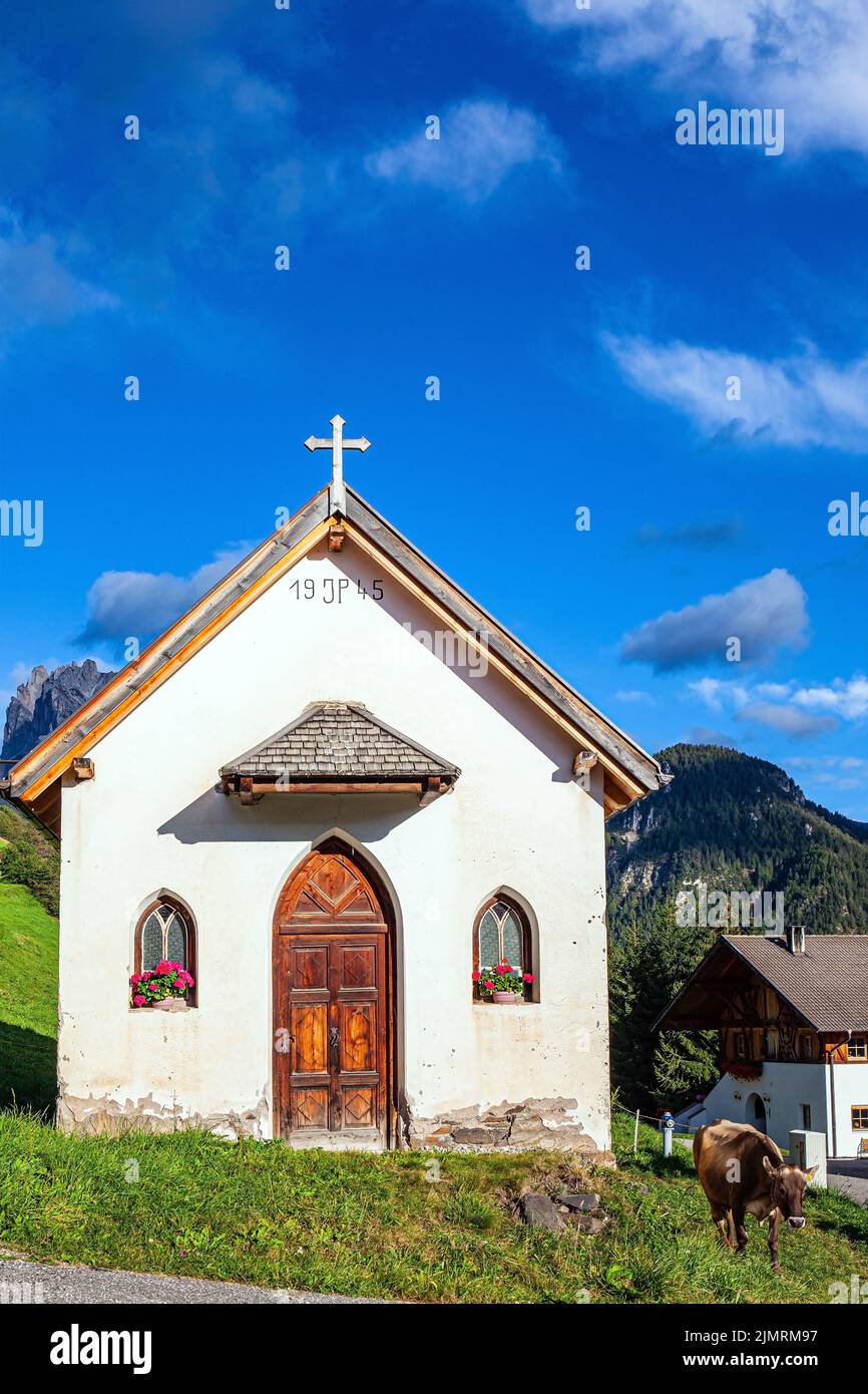 Little church landscape hi-res stock photography and images - Alamy