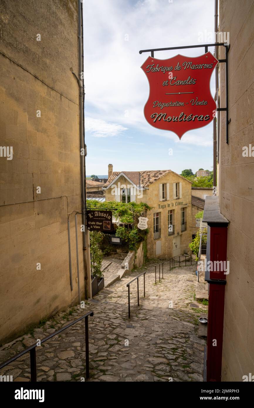 Saint emilion sign hi-res stock photography and images - Alamy