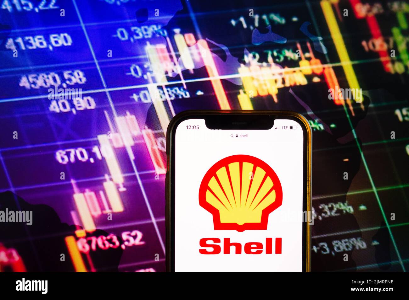 KONSKIE, POLAND - August 07, 2022: Smartphone displaying logo of Shell ...