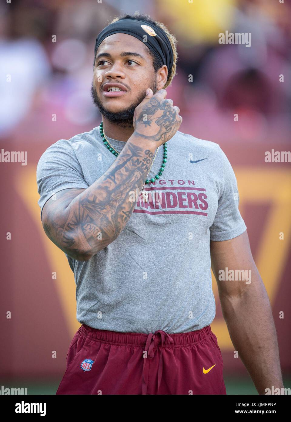 Chase young commanders hi-res stock photography and images - Alamy