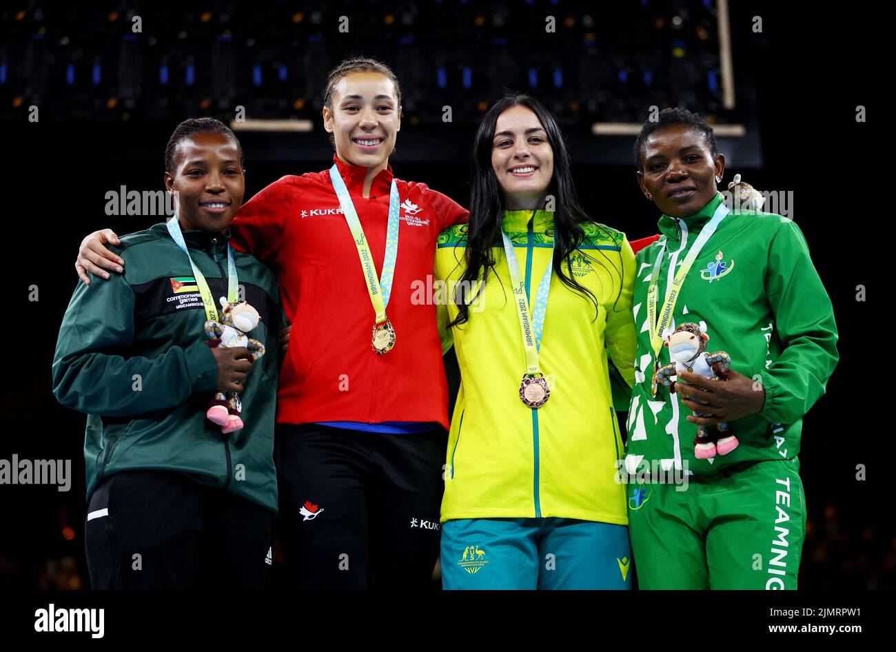 Boxing podium gold silver bronze hi-res stock photography and images ...