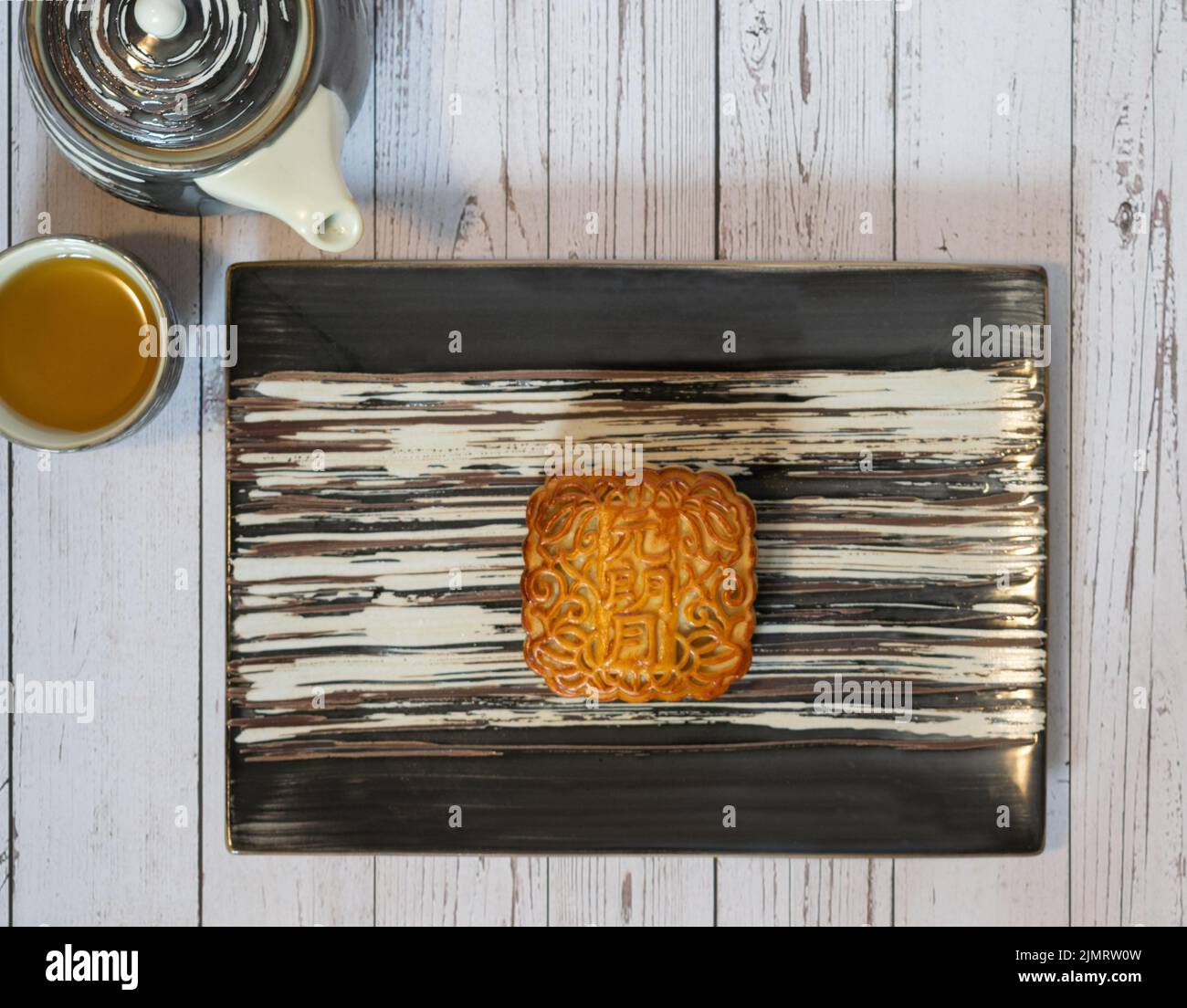 Mooncake - Mid Autumn Festival Stock Photo - Alamy