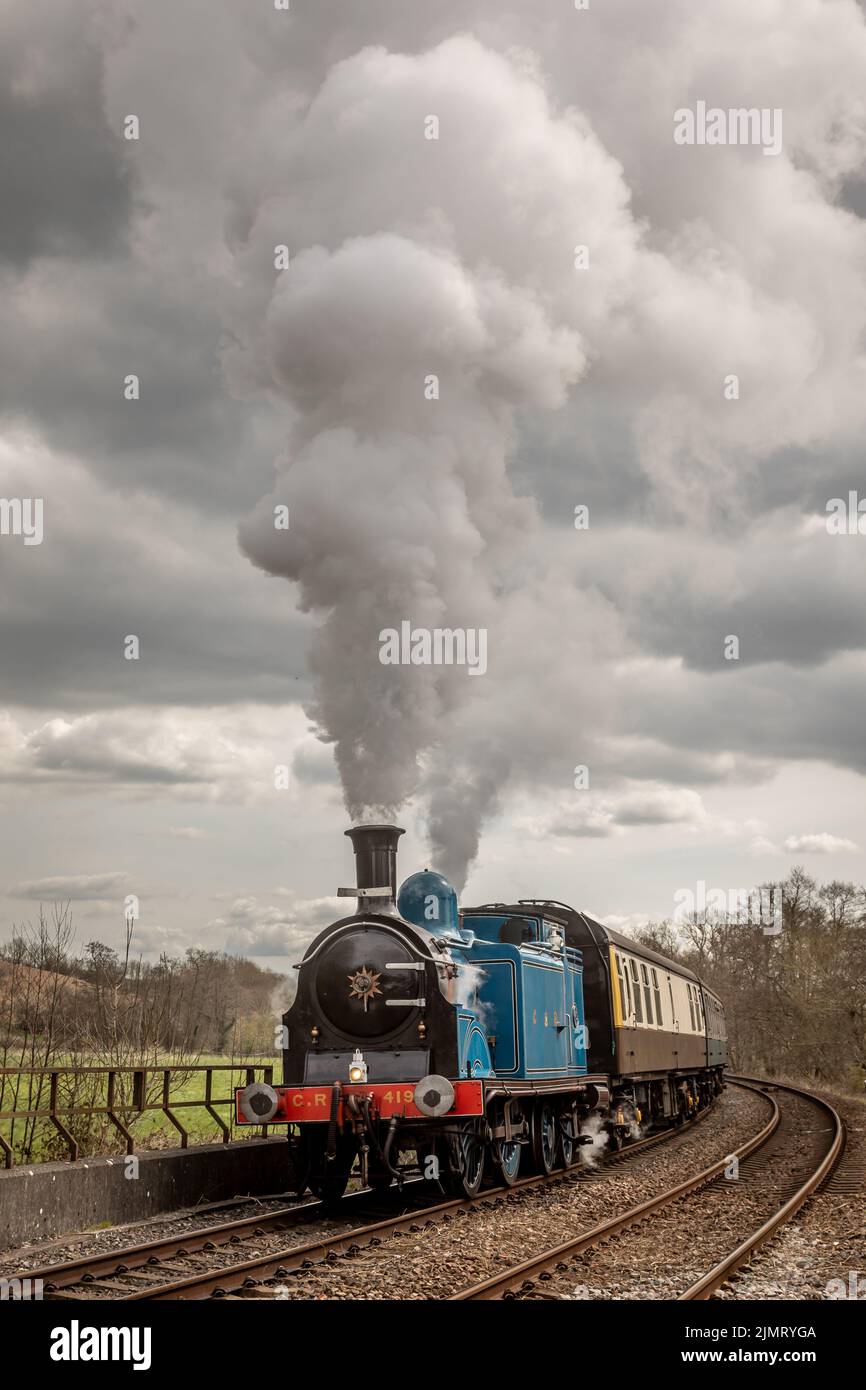 Caledonian Railway '439' class 0-4-4T No. 419 departs from Eridge ...