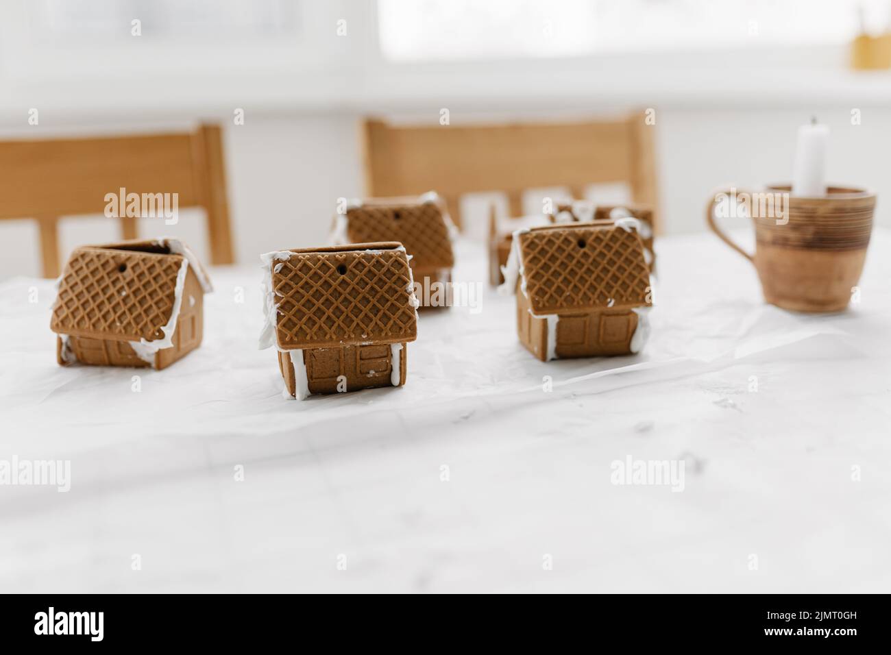 Gingerbread house - classic holiday tradition Stock Photo - Alamy