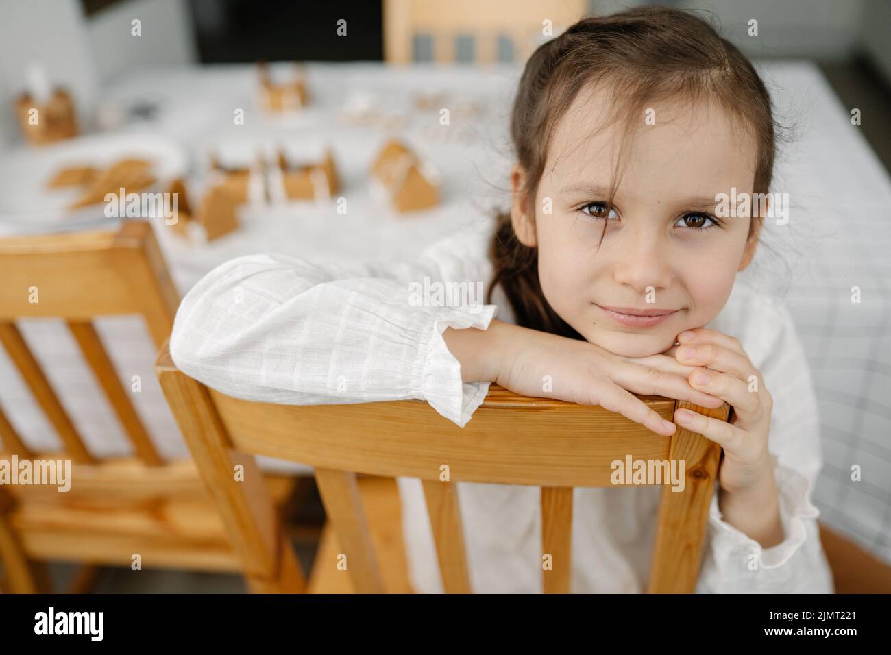 Gingerbread house - classic holiday tradition Stock Photo - Alamy