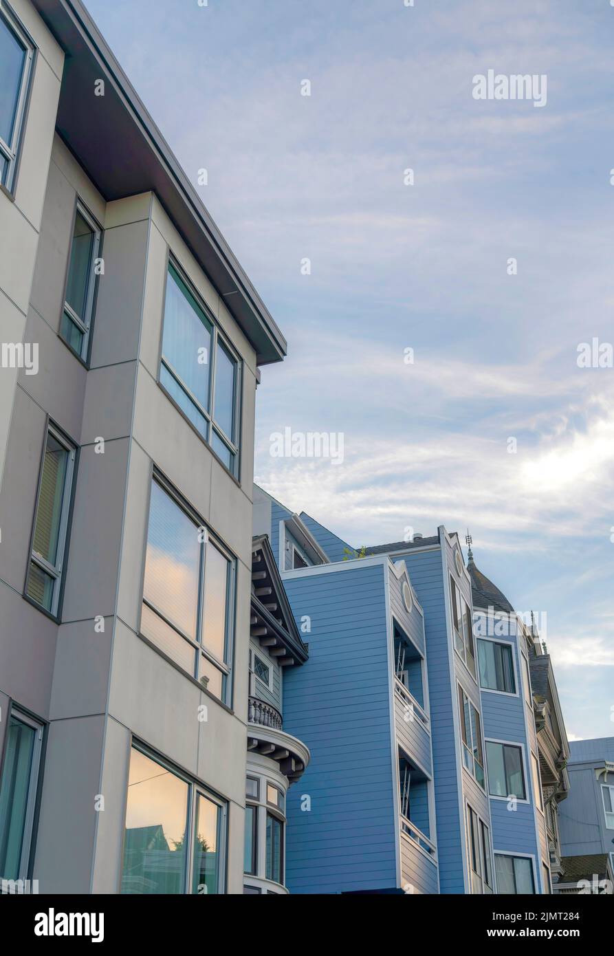 Vitorian buildings hi-res stock photography and images - Alamy