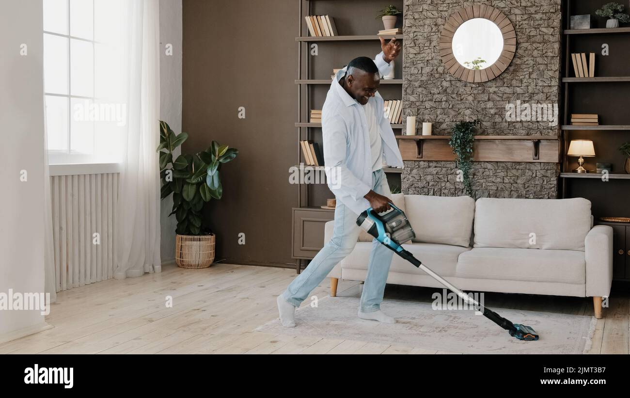 African cleaner hi-res stock photography and images - Alamy