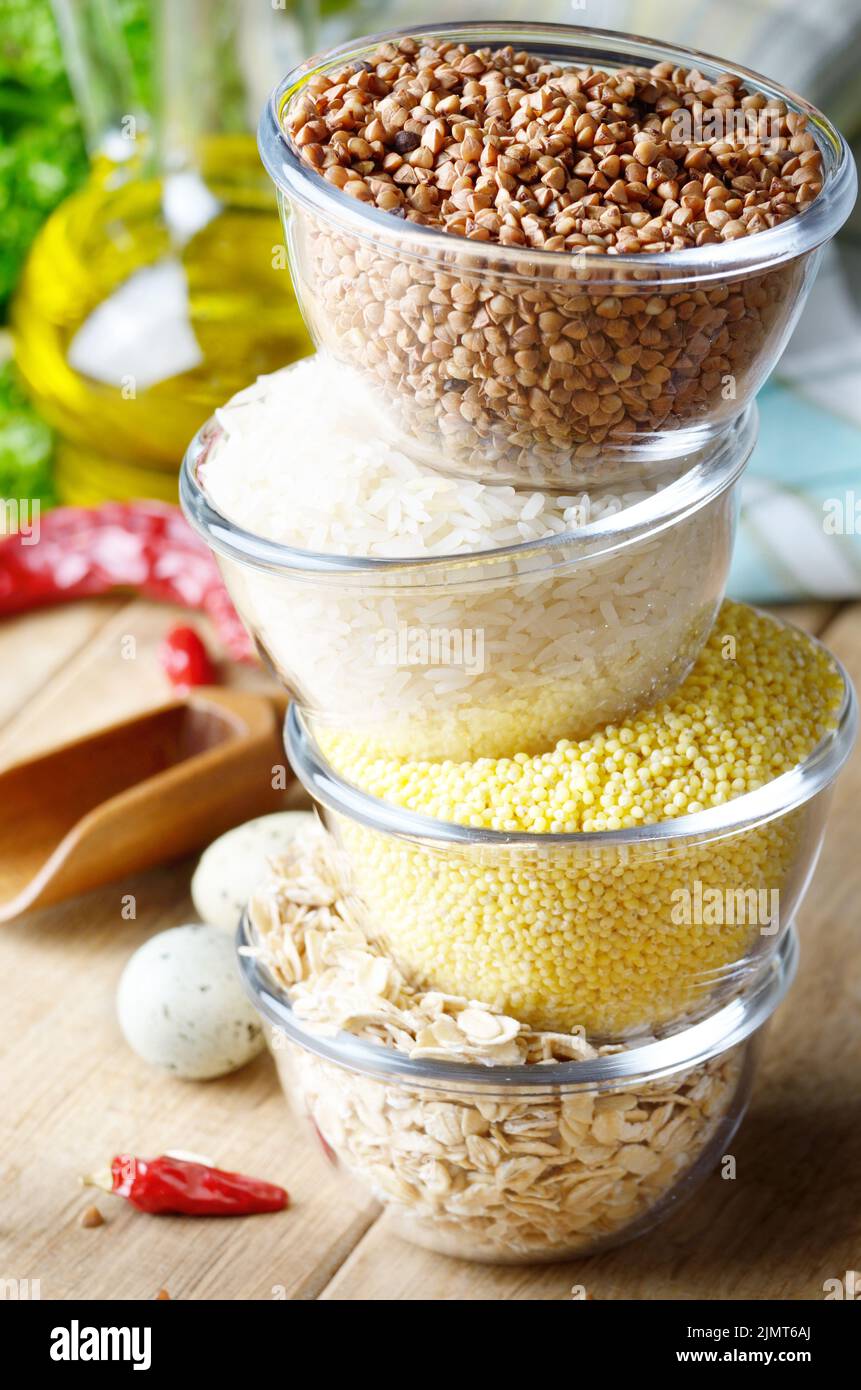 Barley rice wheat grains hi-res stock photography and images - Alamy